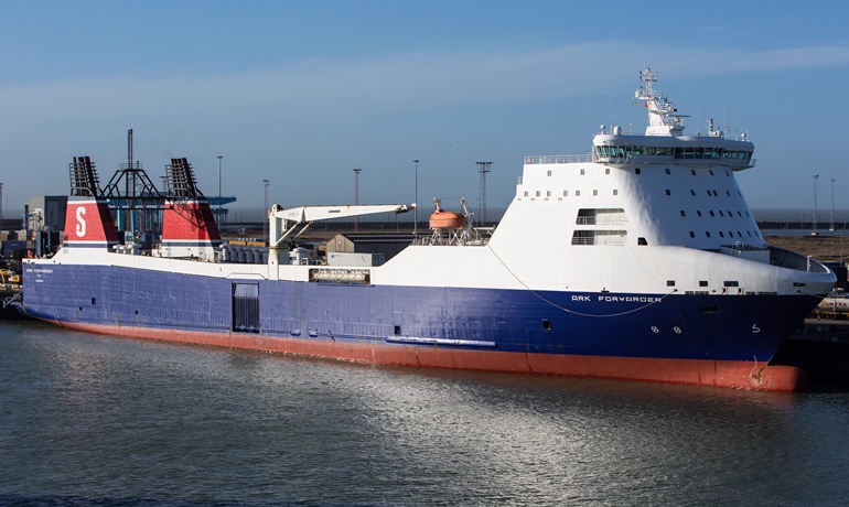 (UPDATED) MSC charters ARK FORWARDER for Gioia Tauro-Radès service ...