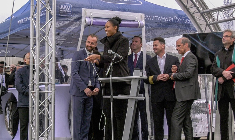 MV Werften delivers CRYSTAL MAHLER, MV Werften delivers CRYSTAL MAHLER ...