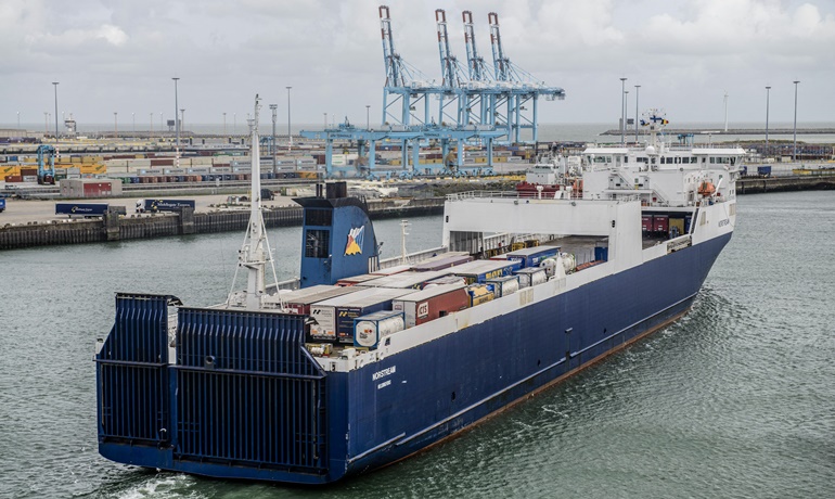 P&O Ferries choose Surikat’s Lynx Terminal Operating System | Shippax