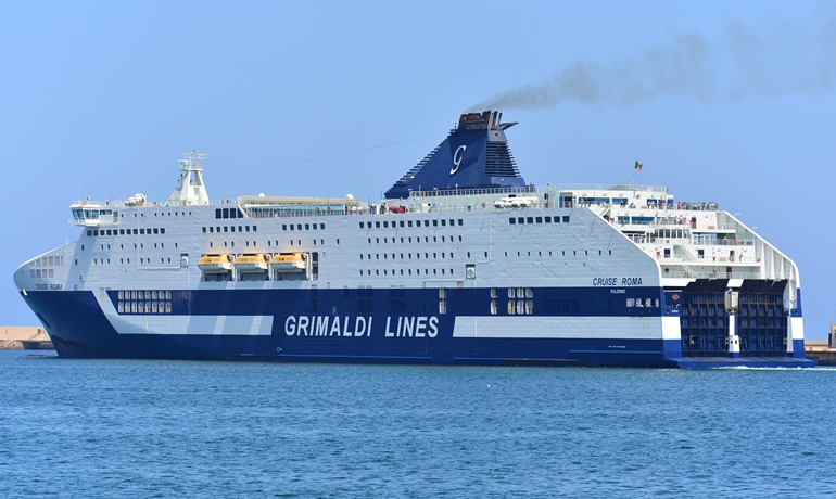 CRUISE ROMA arrives in Palermo for lengthening and upgrade project ...