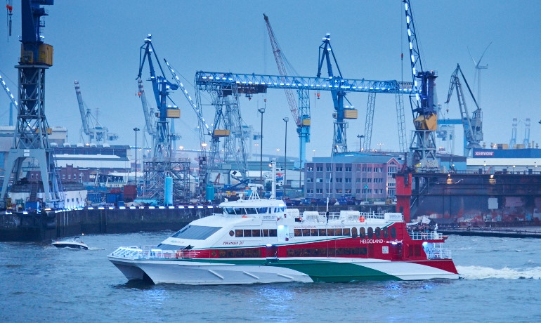 HALUNDER JET to move from Helgoline to Clipper | Shippax