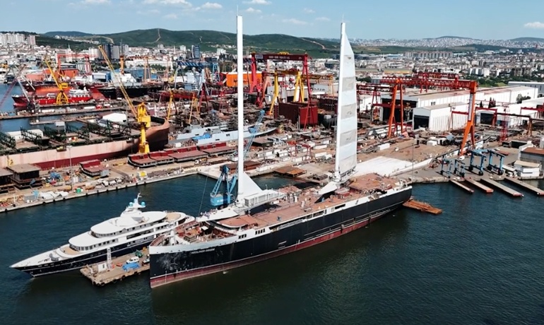 Sail installed on the wind-powered ro-ro ship NEOLINER ORIGIN | Shippax