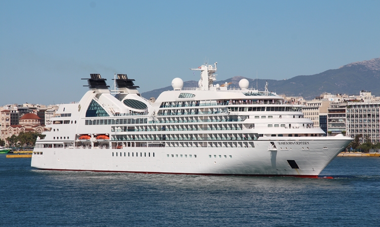 Handover ceremony for MITSUI OCEAN FUJI to Mitsui Ocean Cruises | Shippax